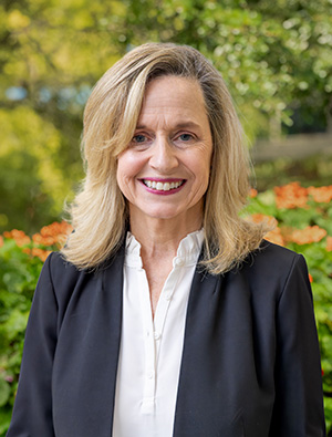 City Commission Names New City Attorney | News Archive | Talgov.com